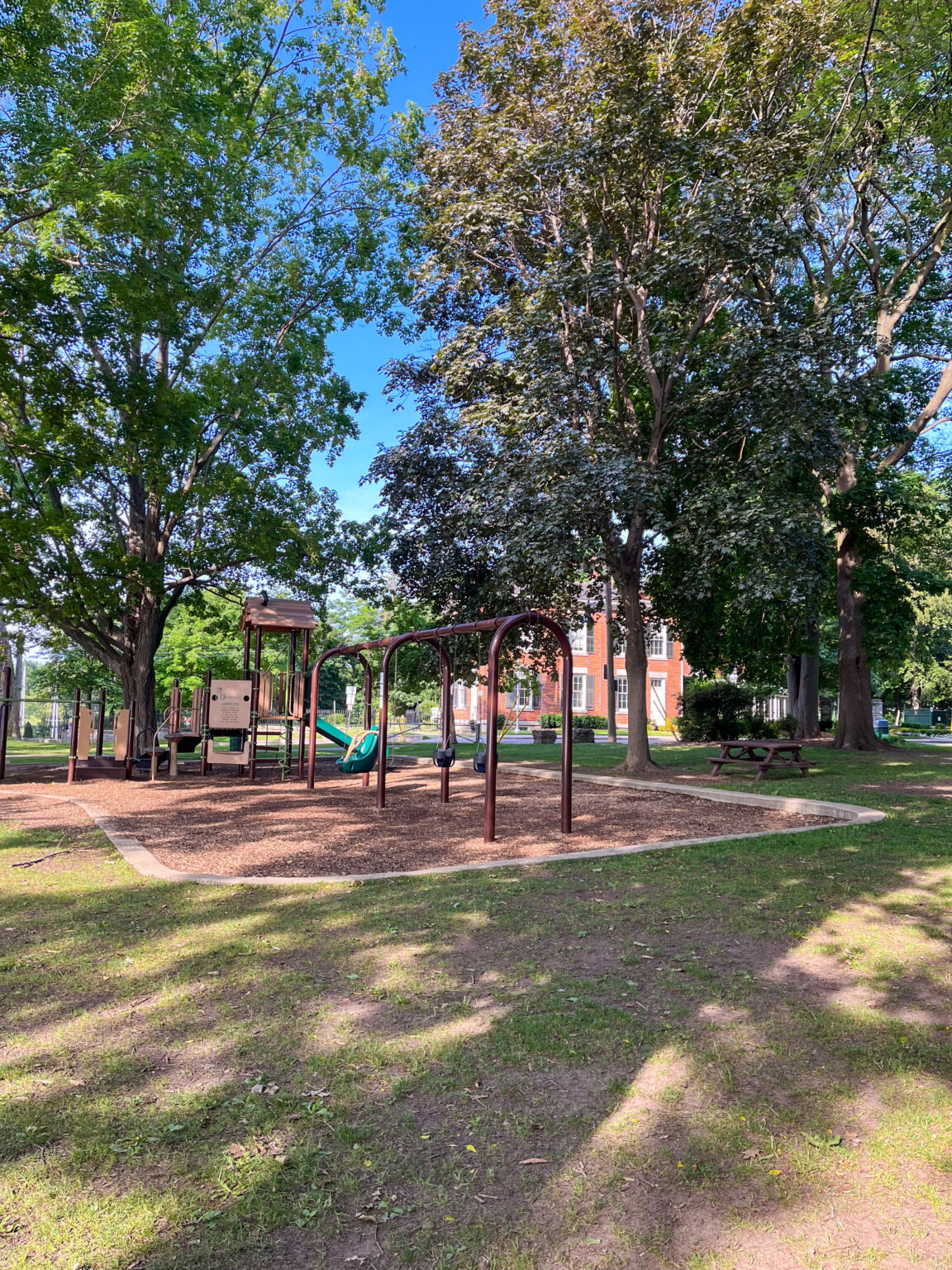 Nine picture perfect picnic spots in Oakville - Visit Oakville
